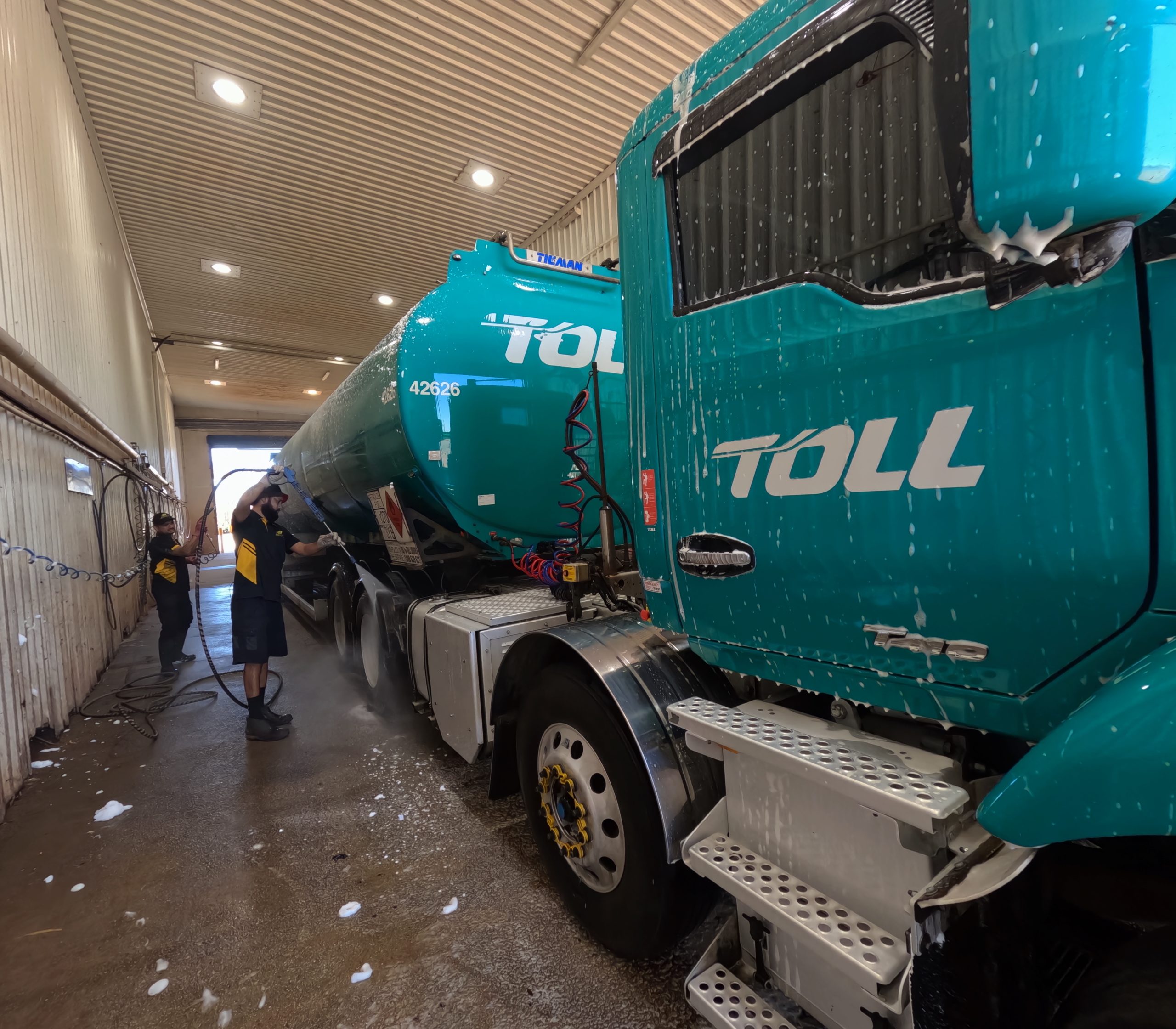 Bullet Mobile Truck Wash | Perth's most experienced mobile truck wash team